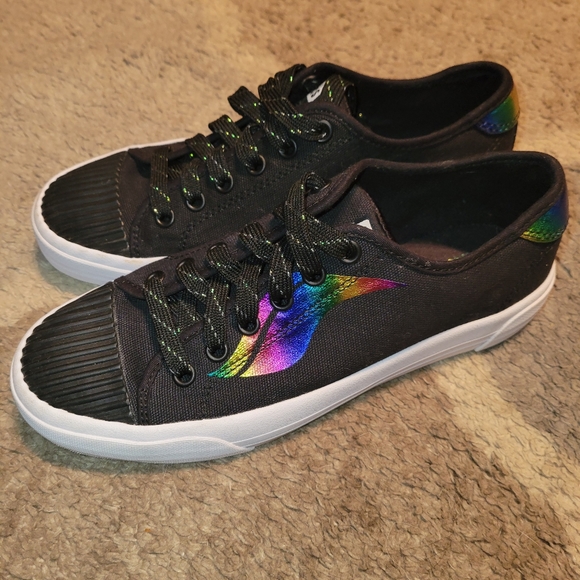 Keds | Shoes | Womens Keds Crew Kicks Wave Style Wf63644 Aize 75 | Poshmark